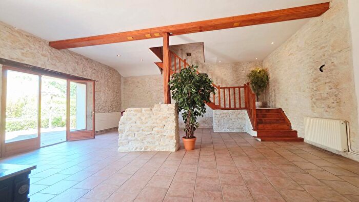 Maison 6 pièces à vendre - Civray