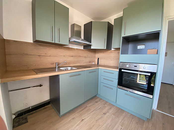 Appartement 3 pièces à Évreux, Nétreville, à louer