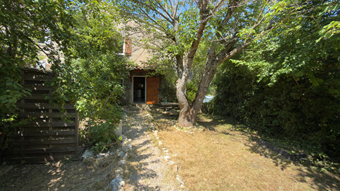 Maison 3 pièces à Sault, à vendre