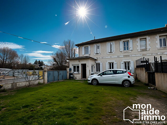 Maison à vendre - Coutras - 3 pièces - 2 chambres