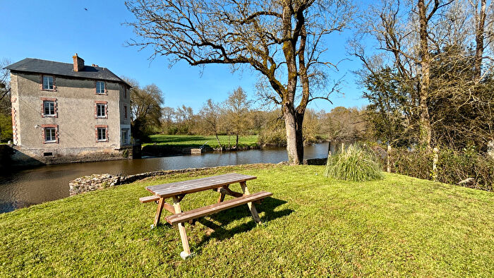 Maison à vendre - Coëx - 5 pièces - 4 chambres