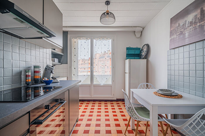 Grenoble, Eaux-Claires, Mistral - Appartement 4 pièces à louer