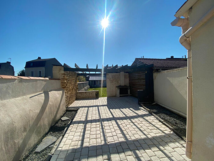 Maison à louer - Thouars - 6 pièces - 4 chambres