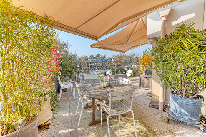 Appartement à vendre - Guyancourt, Le Pont du Routoir - 6 pièces - 5 chambres