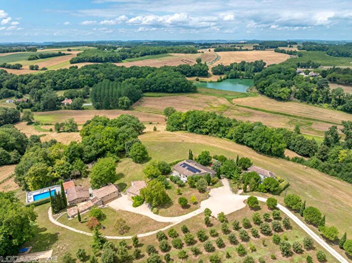 Sembas : Maison 20 pièces à vendre