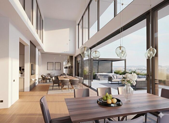 Appartement à vendre - Saint-Germain-en-Laye, Centre-ville, Quartiers forestiers - 5 pièces - 4 chambres