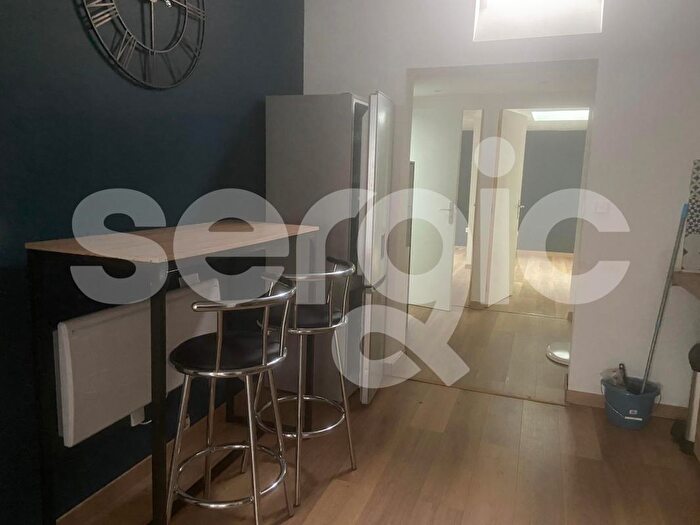 Appartement 3 pièces à Lille, Fives, à louer