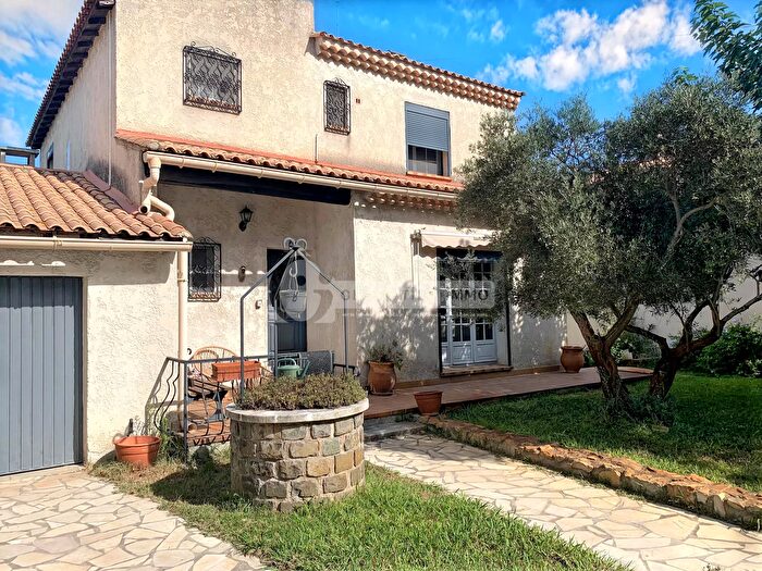 Maison 5 pièces à Arles, Centre-ville, à vendre