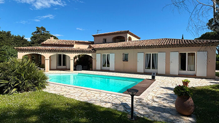 Maison 6 pièces à vendre à Nîmes, Bastide, Costières