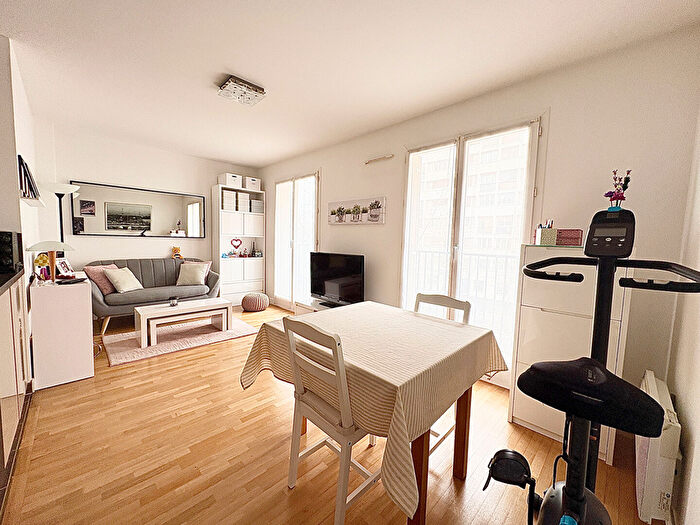 Appartement à vendre - Châtillon, Centre-ville, Sarments - 2 pièces - 1 chambre