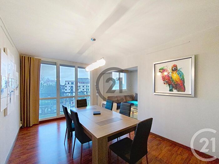 Appartement à vendre - Troyes, Gare - 3 pièces - 2 chambres