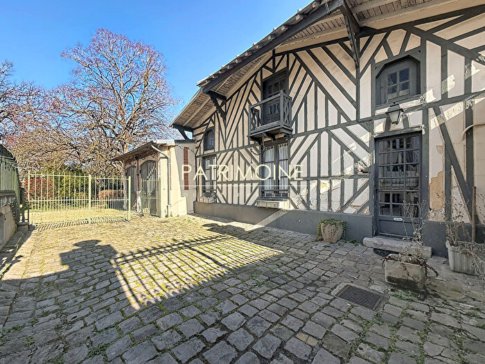 Maison à vendre - Saint-Germain-en-Laye, Alsace, Péreire - 3 pièces - 2 chambres