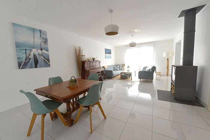 Maison 4 pièces à vendre à Semussac