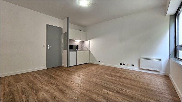 Marcq-en-Barul, Croisé Laroche, Rouges Barres : Appartement 1 pièce à louer