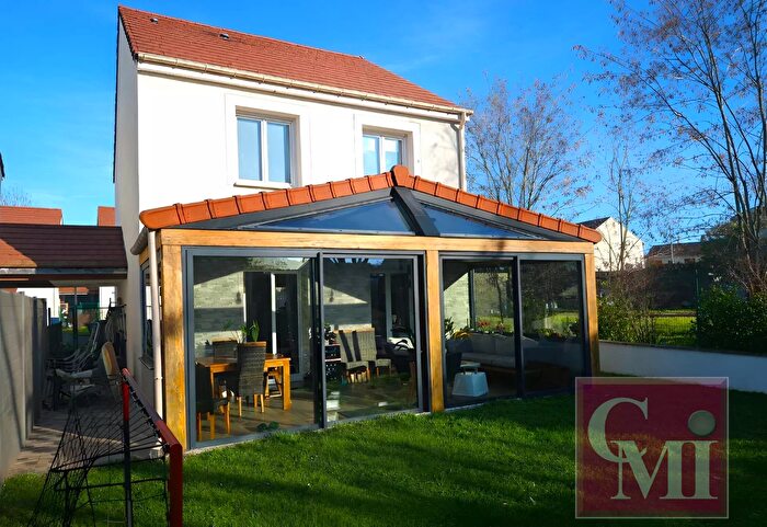 Maison à vendre - Breuillet - 6 pièces - 3 chambres