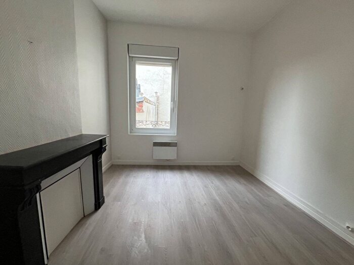 Appartement 1 pièce à louer à Centre Ville, Reims