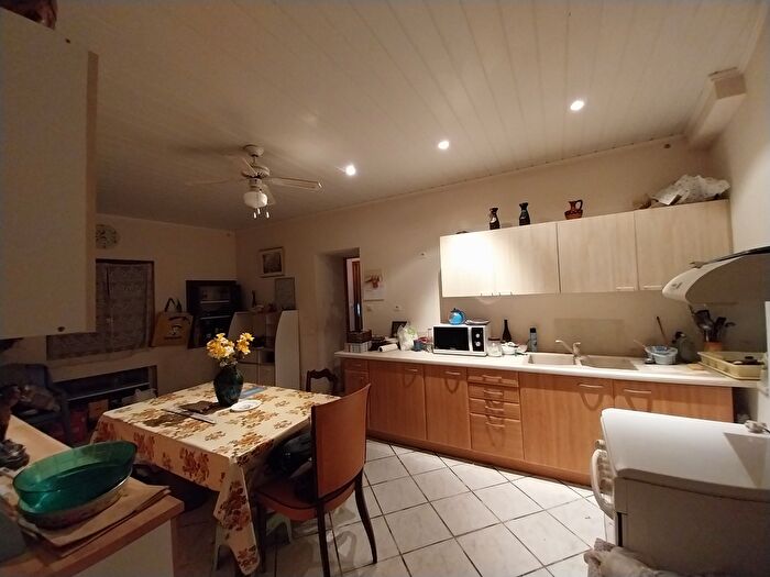 Maison à vendre - Villeneuve-lès-Béziers - 6 pièces - 2 chambres