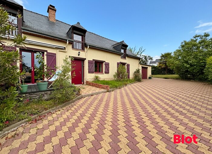 Maison 6 pièces à vendre à Noyal-Châtillon-sur-Seiche