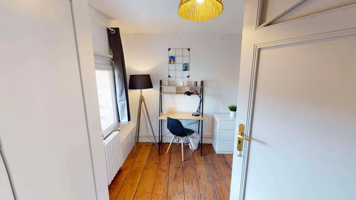 Jardin Public, Bordeaux : Appartement 1 pièce à louer