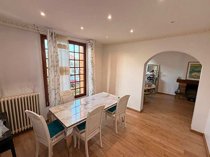 Maison à vendre - Drancy, Le Petit Drancy - 5 pièces - 3 chambres