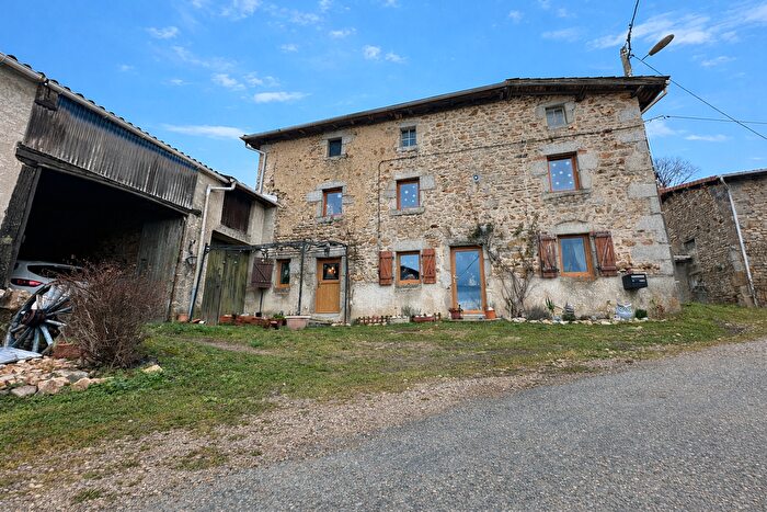 Maison à vendre - Saint-Victor-Montvianeix - 3 pièces - 2 chambres