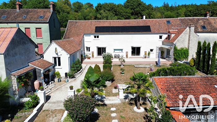 Maison 7 pièces à Dordives, à vendre