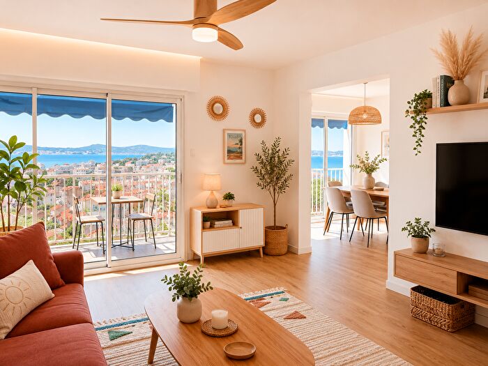 Appartement 4 pièces à vendre à Toulon, Le Mourillon, La Mitre, Fort Lamalgue