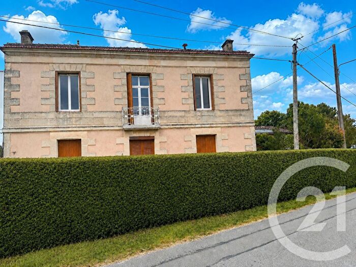 Maison 5 pièces à vendre à Berson