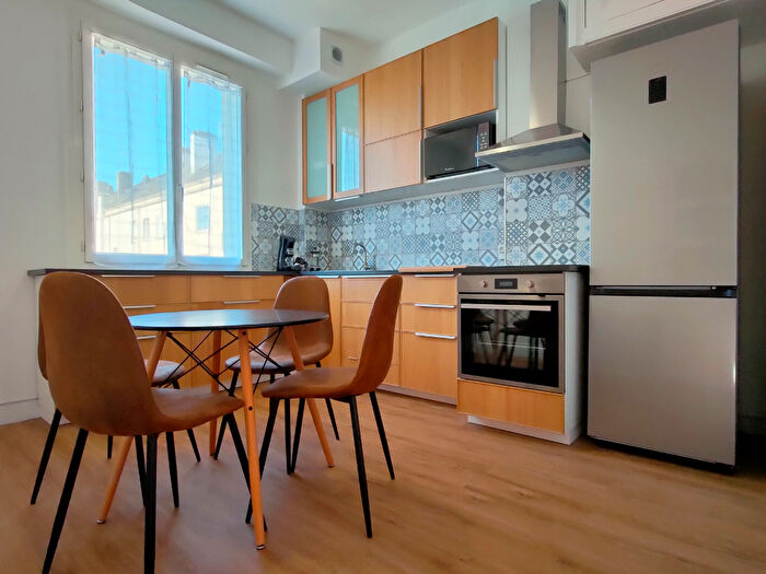 Appartement à louer - Saint-Nazaire, Centre-ville, Ville-Port, Petit Maroc - 5 pièces - 4 chambres