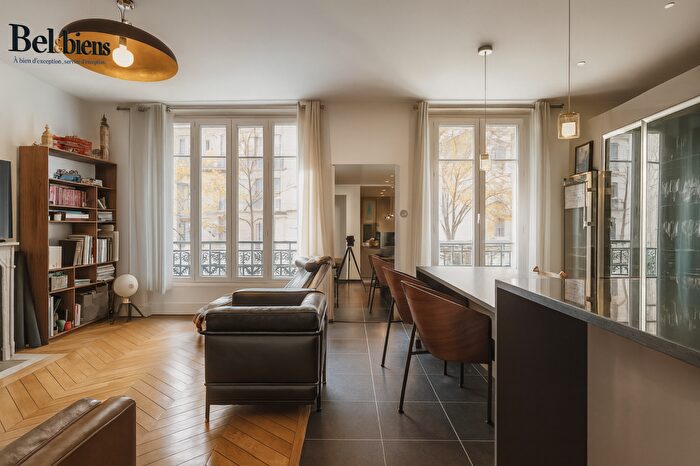 Appartement 4 pièces à Paris 7ème, Champ de Mars, à vendre