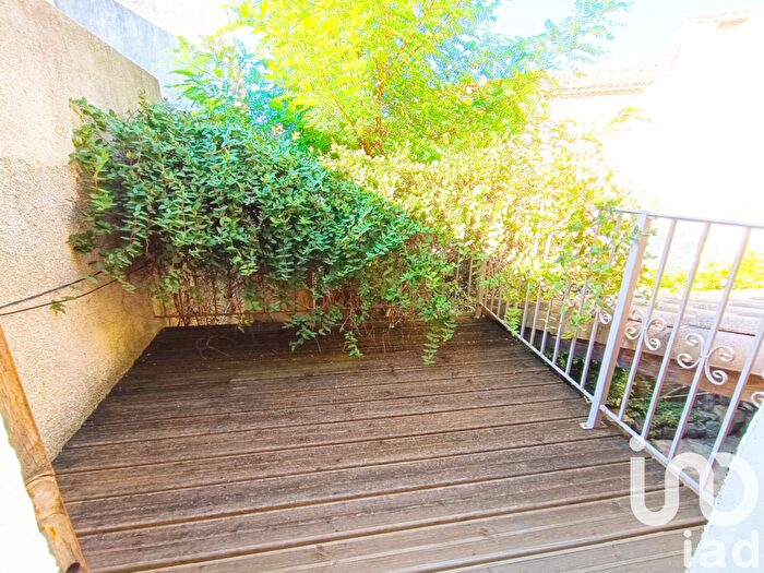 Maison à vendre - Pouzolles - 4 pièces - 3 chambres