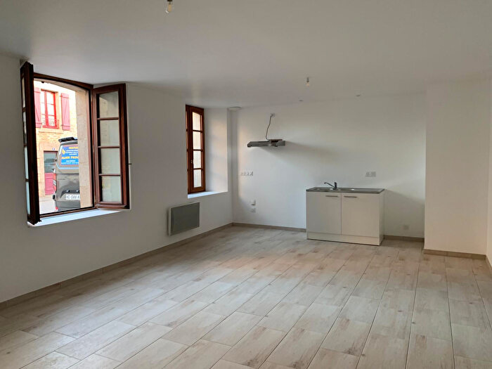 Maison 3 pièces à Réguiny, à louer