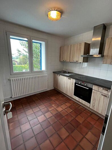 Maison à louer - Saint-Genis-Pouilly - 5 pièces - 3 chambres