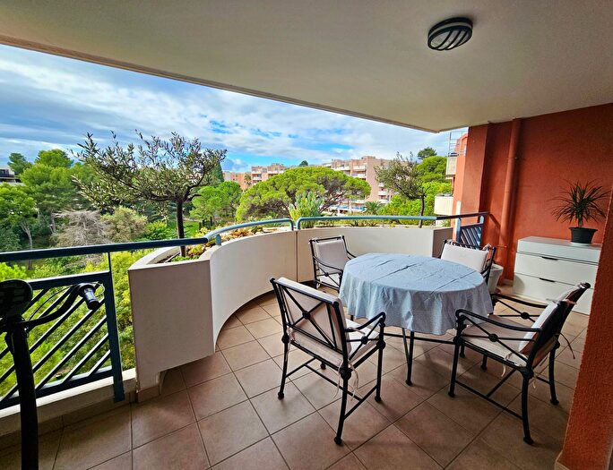 Appartement 4 pièces à vendre - Cannes, Bocca Sud
