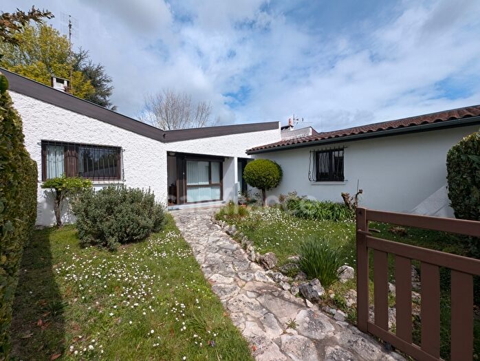 Maison à vendre - Cenon, Loret - 4 pièces - 2 chambres