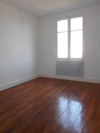 Appartement à louer - Montchat, Lyon ème arrondissement - 3 pièces - 2 chambres