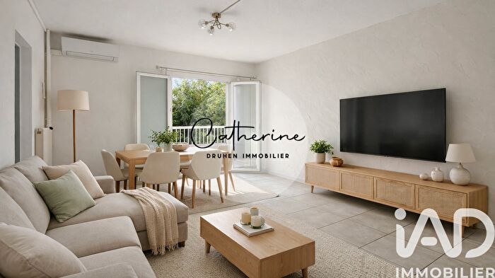 Appartement à vendre - Hyères, Gare, Godillot - 2 pièces - 1 chambre