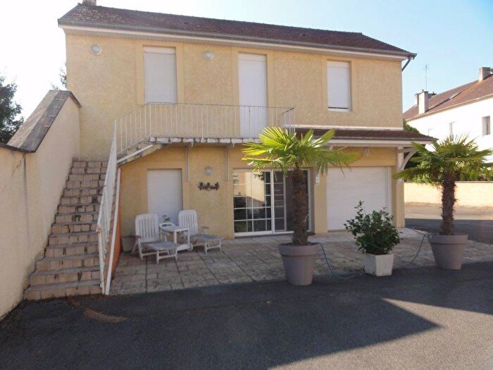 Maison à louer - Ouest, Montchanin - 4 pièces - 3 chambres