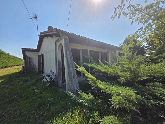 Maison à vendre - Reignac - 5 pièces - 3 chambres