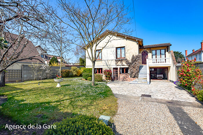 Maison 7 pièces à vendre - Maisons-Laffitte, Ouest