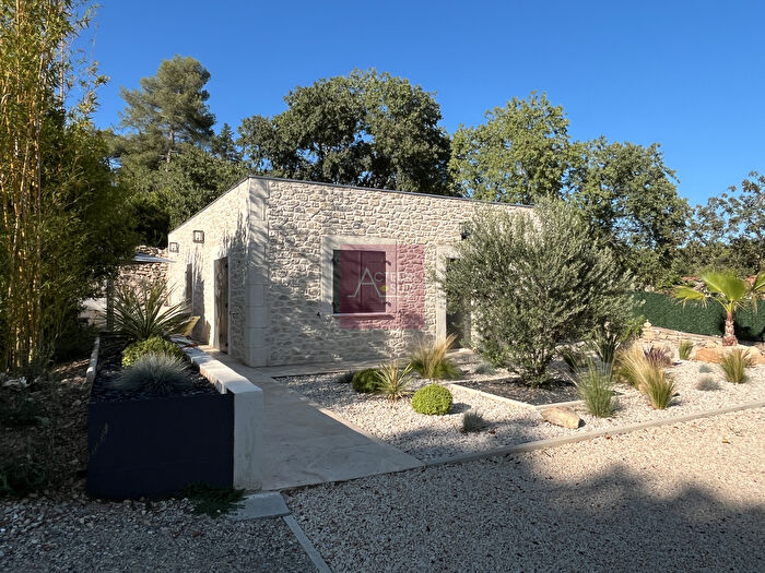 Maison à vendre - Nîmes, La Gazelle, Ventabren - 8 pièces - 6 chambres