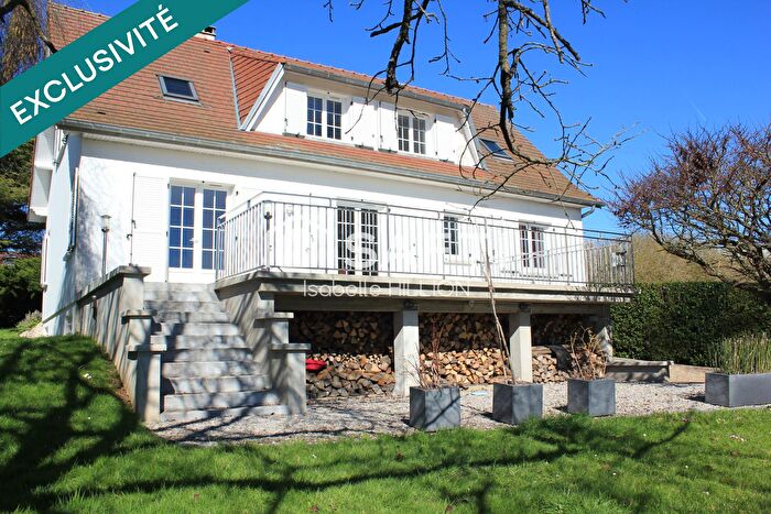 Maison à vendre - Bulles - 9 pièces - 6 chambres