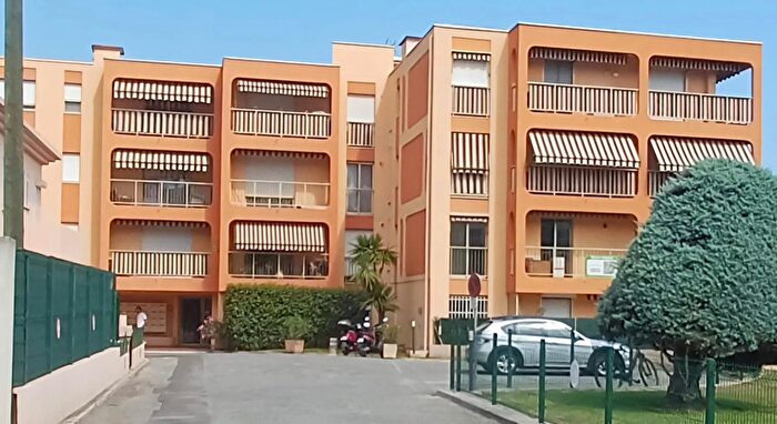 Cagnes-sur-Mer, Le Cros de Cagnes, Les Vespins : Appartement 2 pièces à vendre