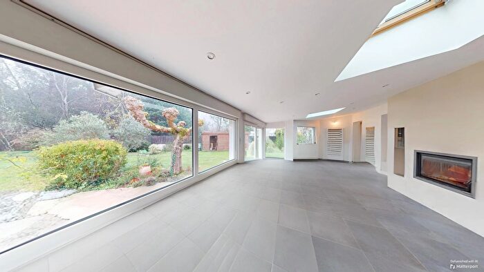 Maison à vendre - Le Pian-Médoc - 7 pièces - 3 chambres