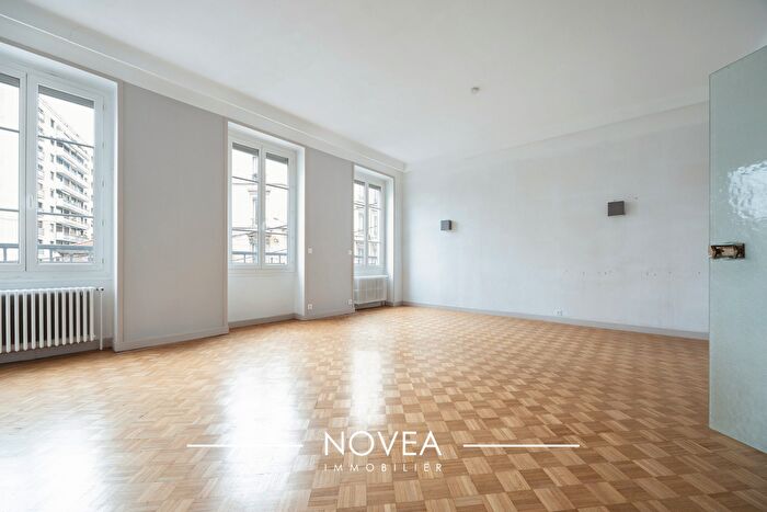 Appartement à vendre - Lyon e , Sans Souci, Dauphiné - 4 pièces - 3 chambres