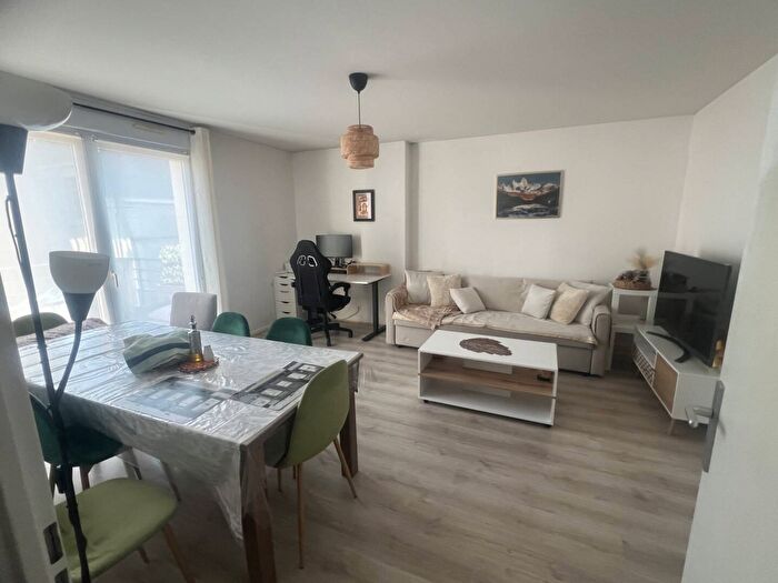 Appartement à louer - Reims - 2 pièces - 1 chambre