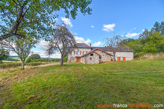 Maison à vendre - Neuvic-Entier - 5 pièces - 3 chambres