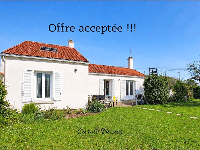 Maison à vendre - Sainte-Pazanne - 4 pièces - 3 chambres