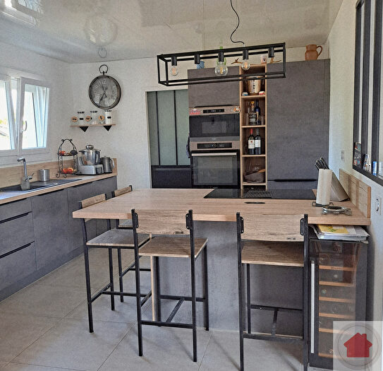 Maison à vendre - Izon - 4 pièces - 3 chambres