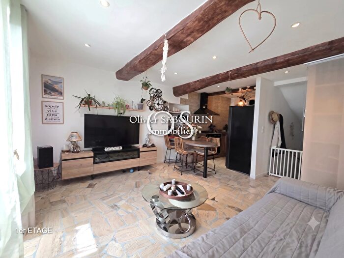 Maison 4 pièces à vendre - Roquebrune-sur-Argens, Village